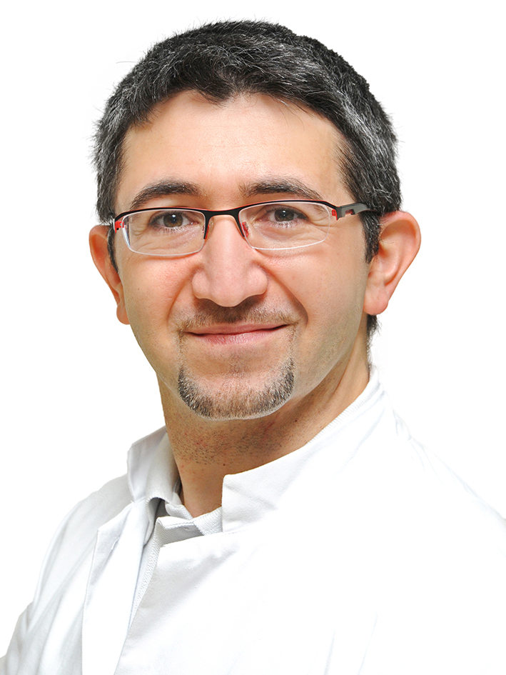 The medical team of the Saarland University Eye Hospital