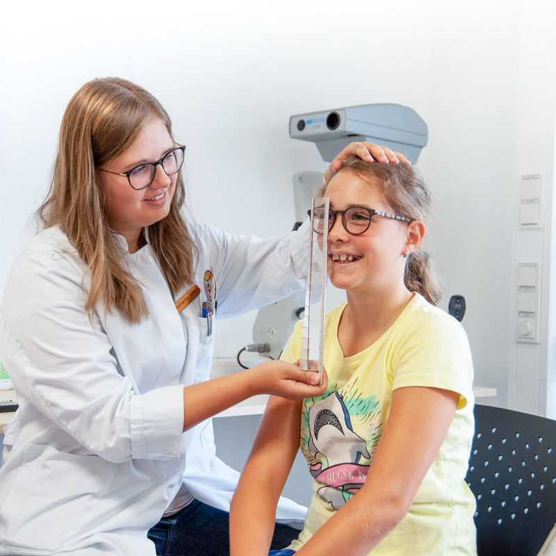 School of Orthoptics, Training orthoptist